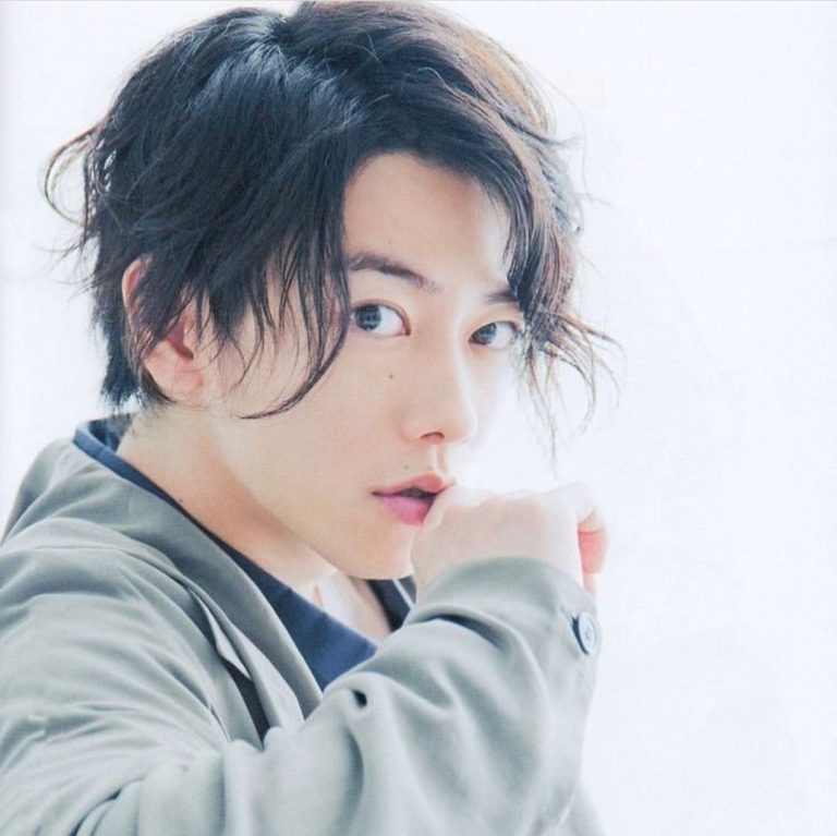 11 phim mới nhất của Satoh Takeru từ 2020–2025 | Harper's Bazaar Việt Nam