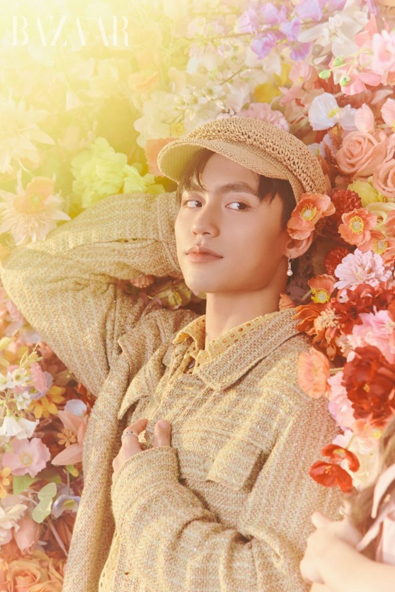 MONO kết hợp cùng mỹ nhân Thái Lan ra mắt MV Chăm Hoa