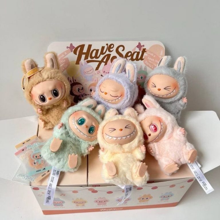 Cơn sốt túi mù: Niềm vui ngắn hạn qua đi, rác thải ở lại | Harper's ...