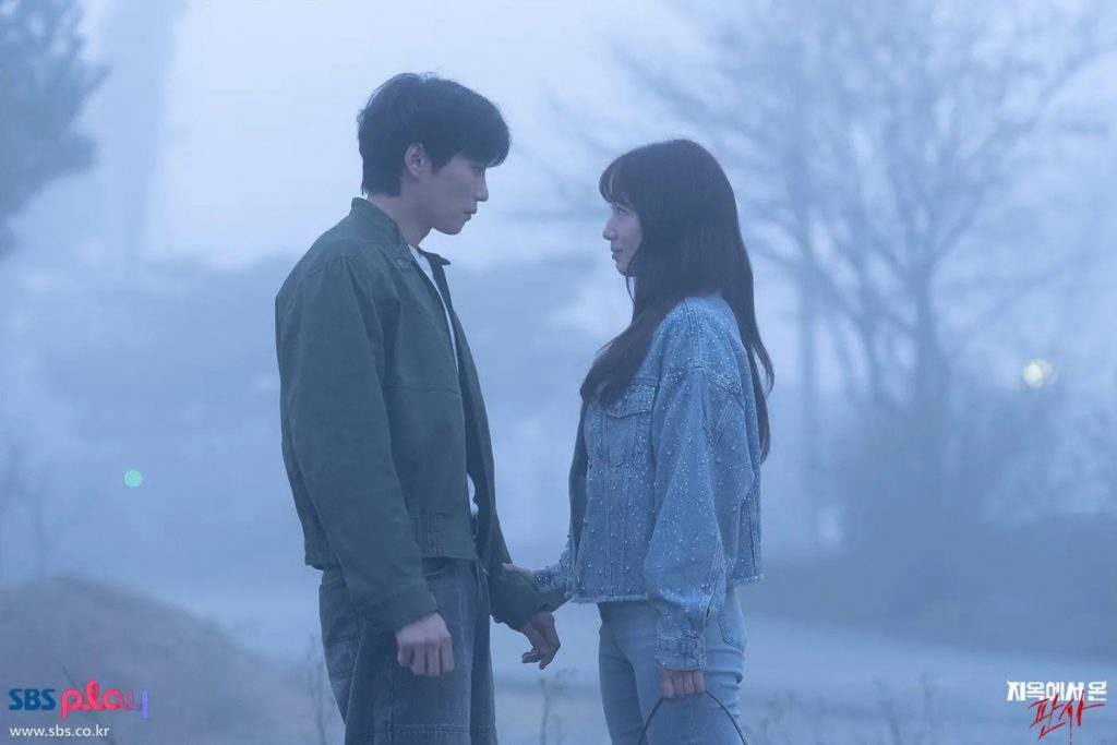 Thẩm phán đến từ địa ngục là phim hay nhất của Park Shin Hye | Harper's Bazaar Việt Nam