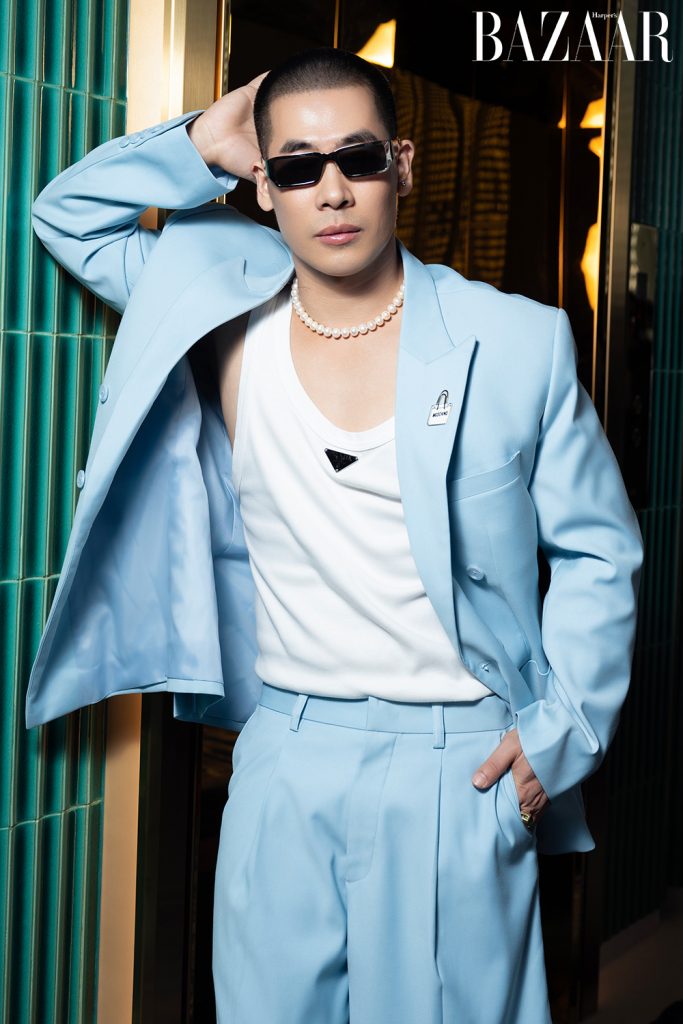 Travis Nguyễn học cách vượt qua mâu thuẫn với các chị đẹp | Harper's ...