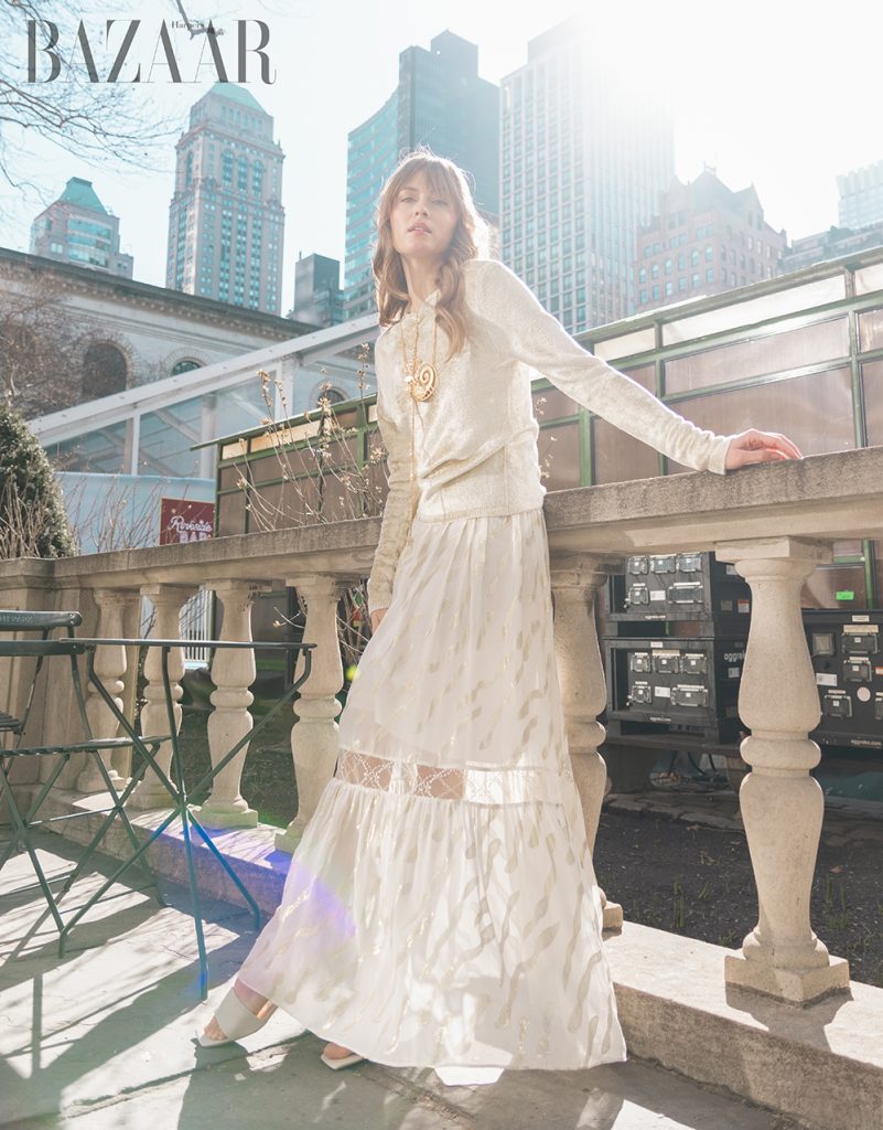 Bộ ảnh "Seasons change". Người mẫu: Sarah Victoria | Harper's Bazaar ...