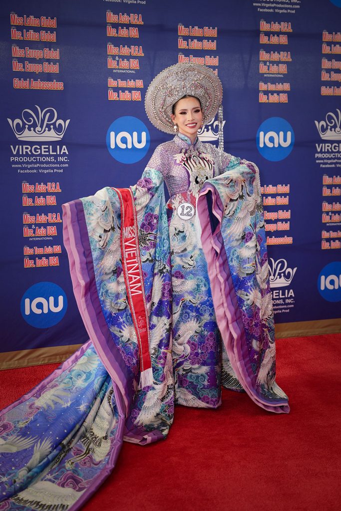 Kayla Đinh đăng quang Miss Asia USA International 2024