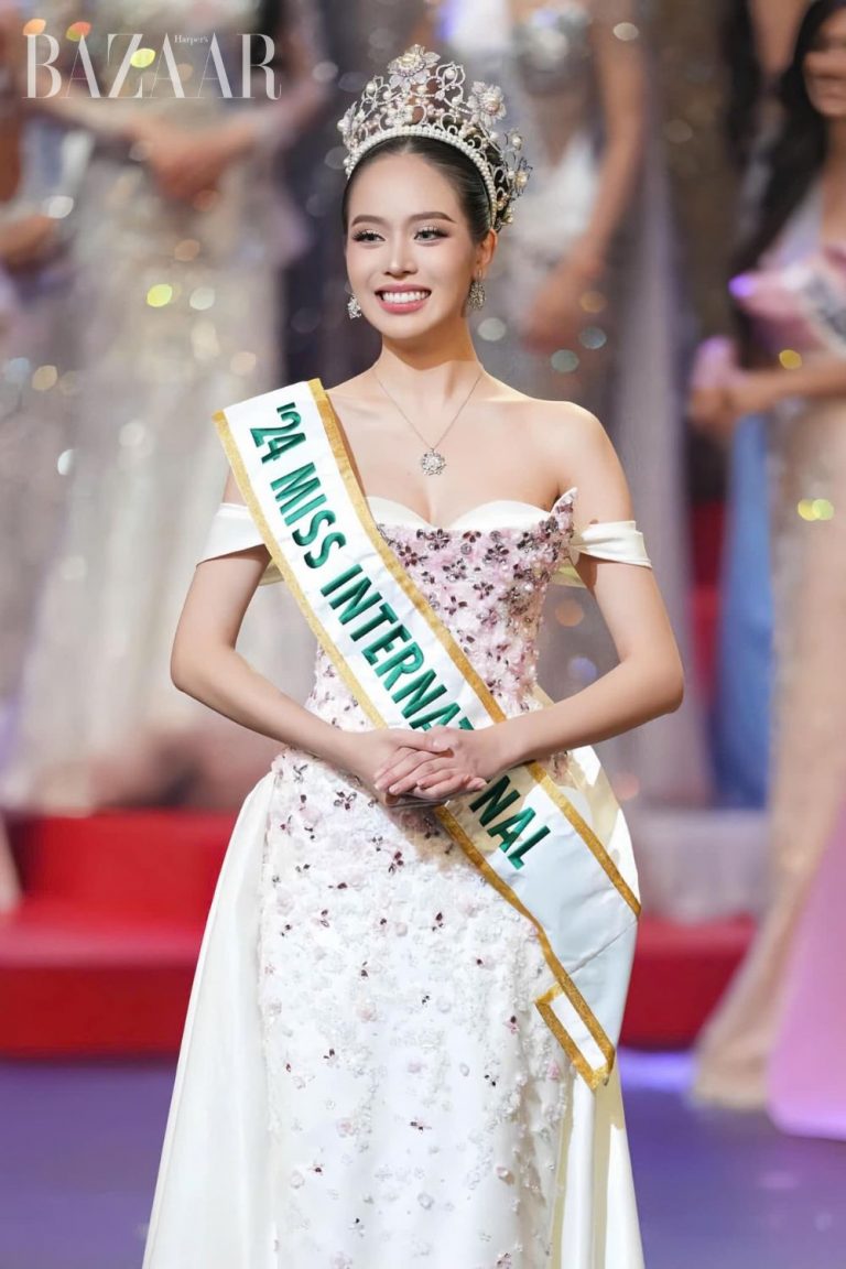 Chiếc váy nhiều sóng gió đăng quang cùng Thanh Thủy | Harper's Bazaar ...