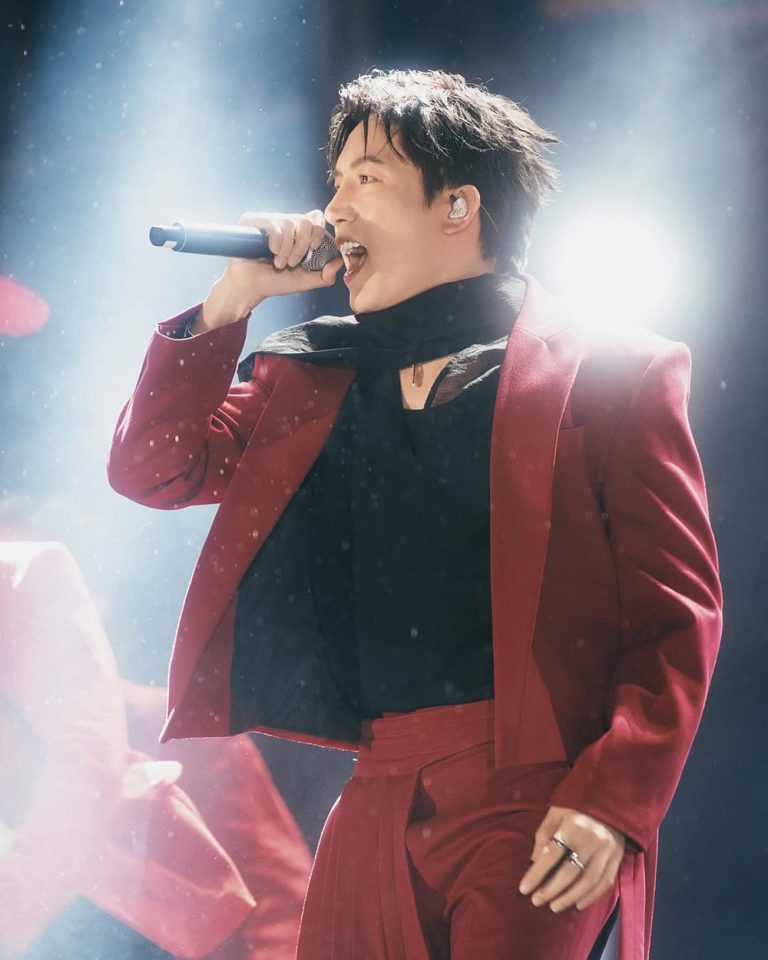 Anh Tú kỉ niệm 1 năm Quán quân The Masked Singer mùa 2