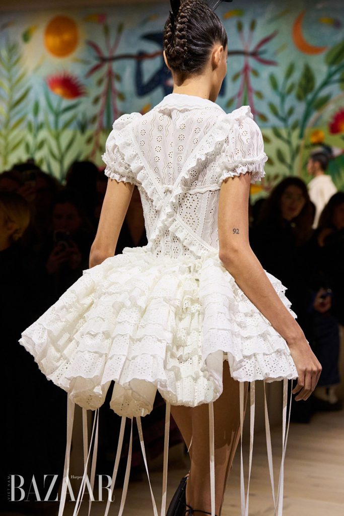 Dior Haute Couture Xuân Hè 2025: Punk Alice | Harper's Bazaar Việt Nam
