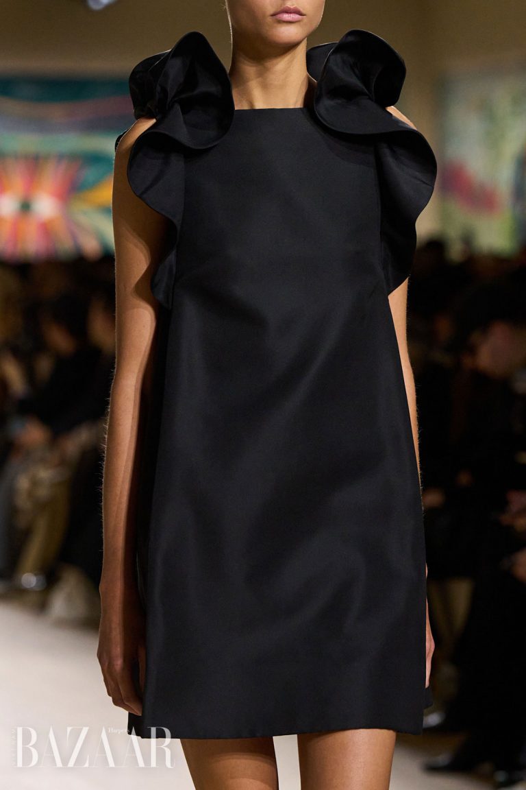 Dior Haute Couture Xuân Hè 2025: Punk Alice | Harper's Bazaar Việt Nam