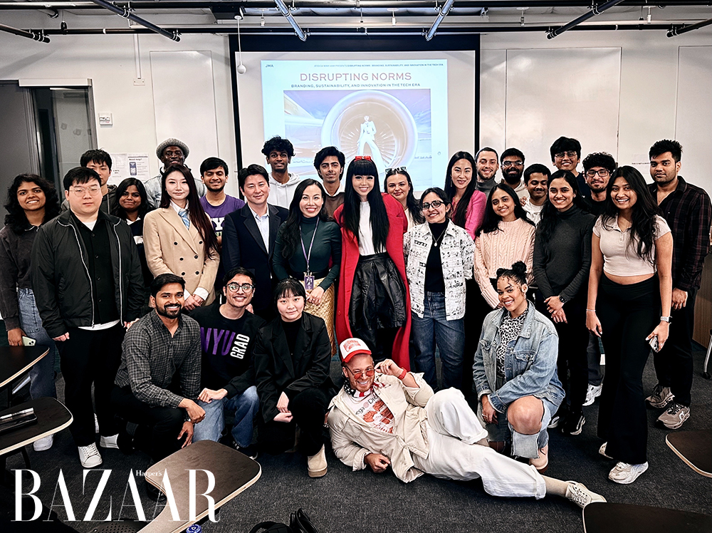 Jessica Minh Anh làm giảng viên khách mời tại Đại học New York