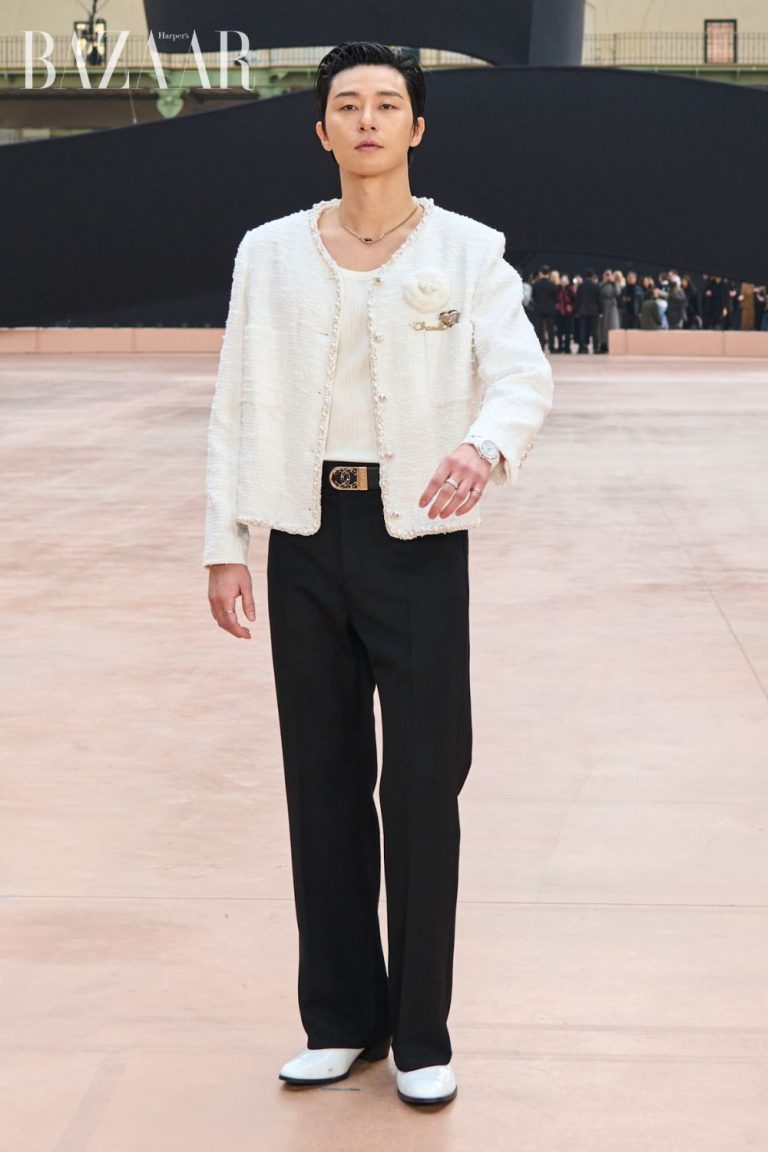 Vương Nhất Bác, Becky, Gemini Norawit tại show Chanel | Harper's Bazaar ...