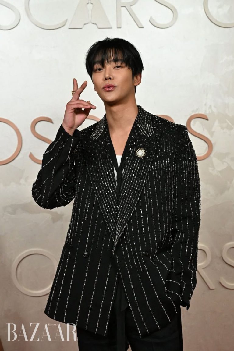 Rowoon dự Oscar 2025 bằng trang phục hơn hai tỉ đồng | Harper's Bazaar ...