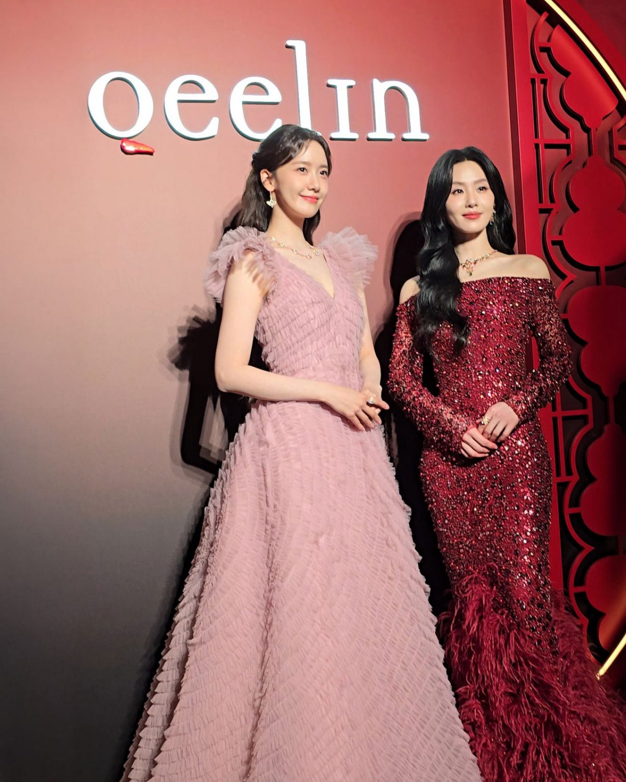 Lưu Thi Thi đọ sắc với YoonA (SNSD) tại sự kiện Qeelin | Harper's Bazaar Việt Nam