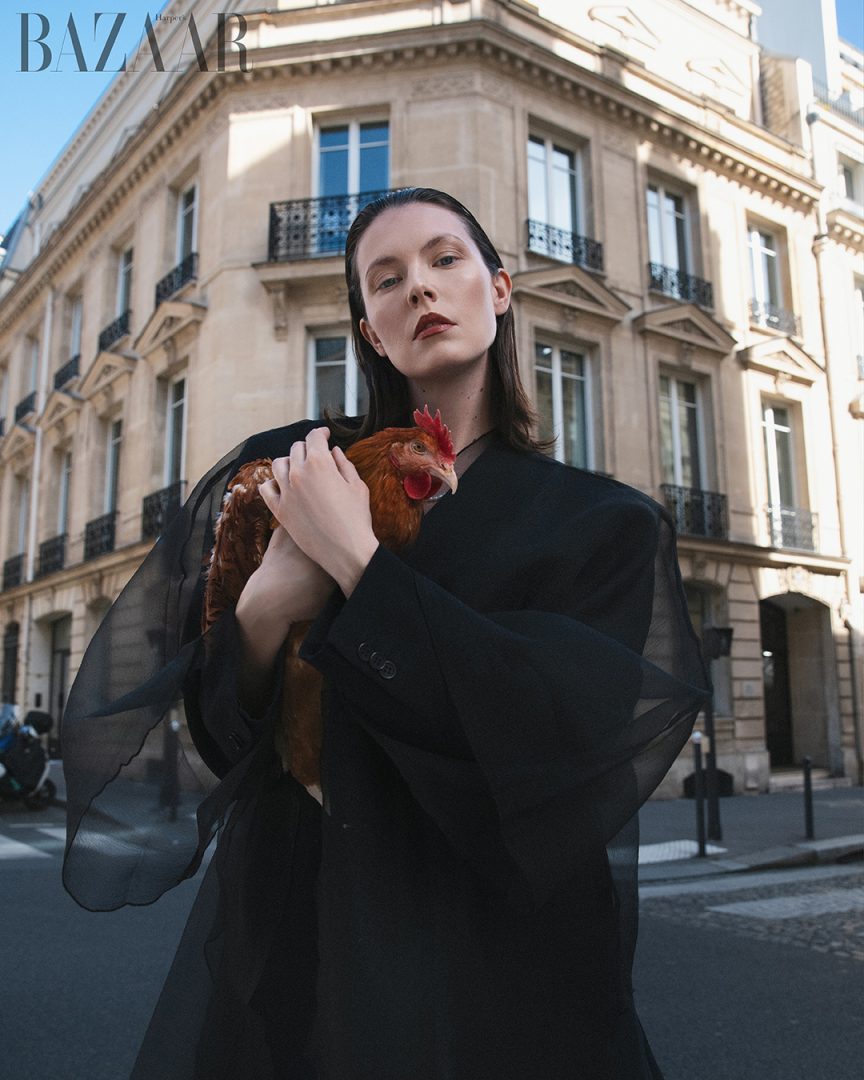 Surrealism in Paris – Model: Valeria Kabluka. Photographer: Anna ...