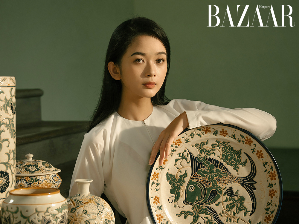 Nàng thơ Ngọc Xuân đẹp dịu dàng trong phim Niên Hoa | Harper's Bazaar Việt Nam