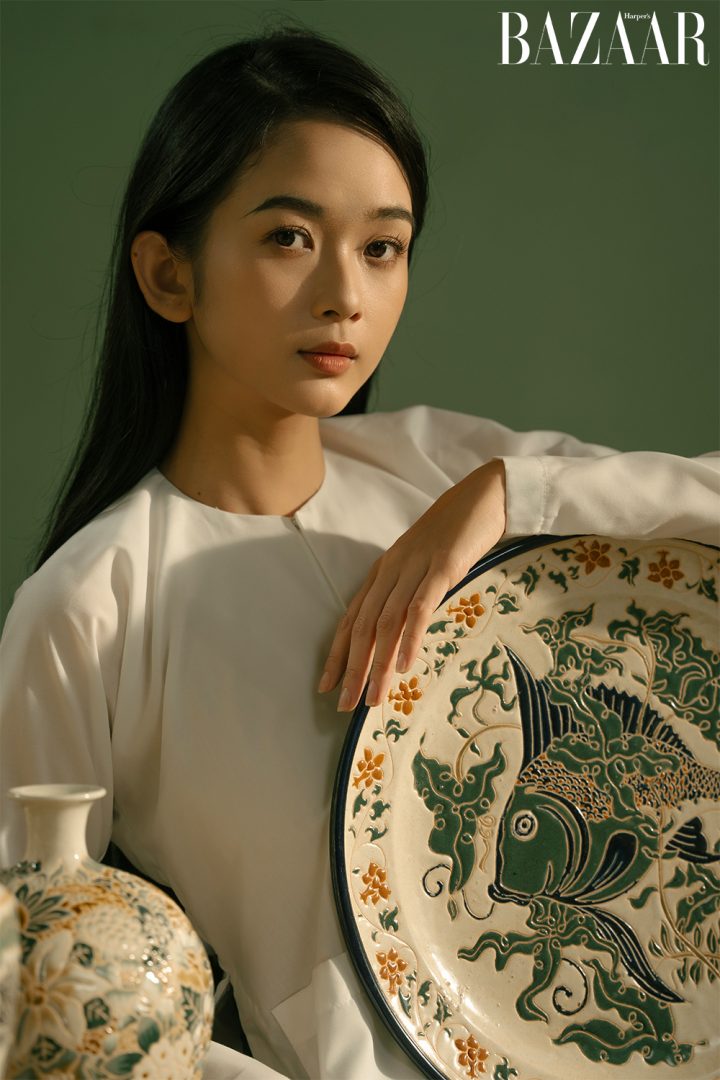 Nàng thơ Ngọc Xuân đẹp dịu dàng trong phim Niên Hoa | Harper's Bazaar Việt Nam