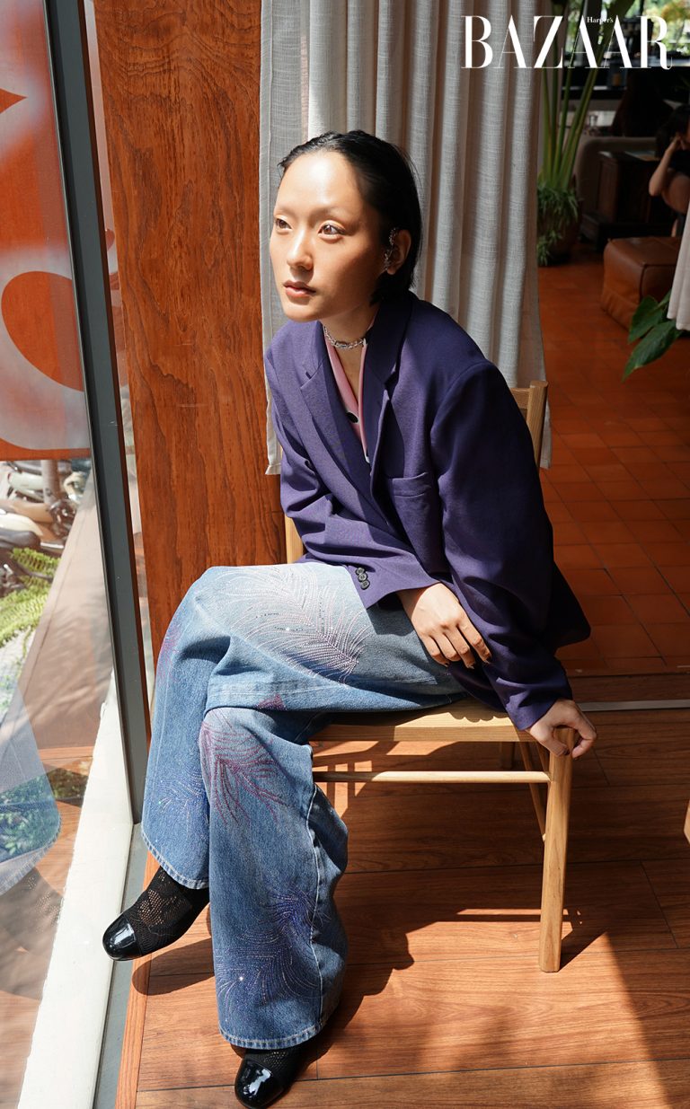 Hồ Thu Anh trong phim Địa Đạo: "Mình sống thật với nhân vật" | Harper's Bazaar Việt Nam