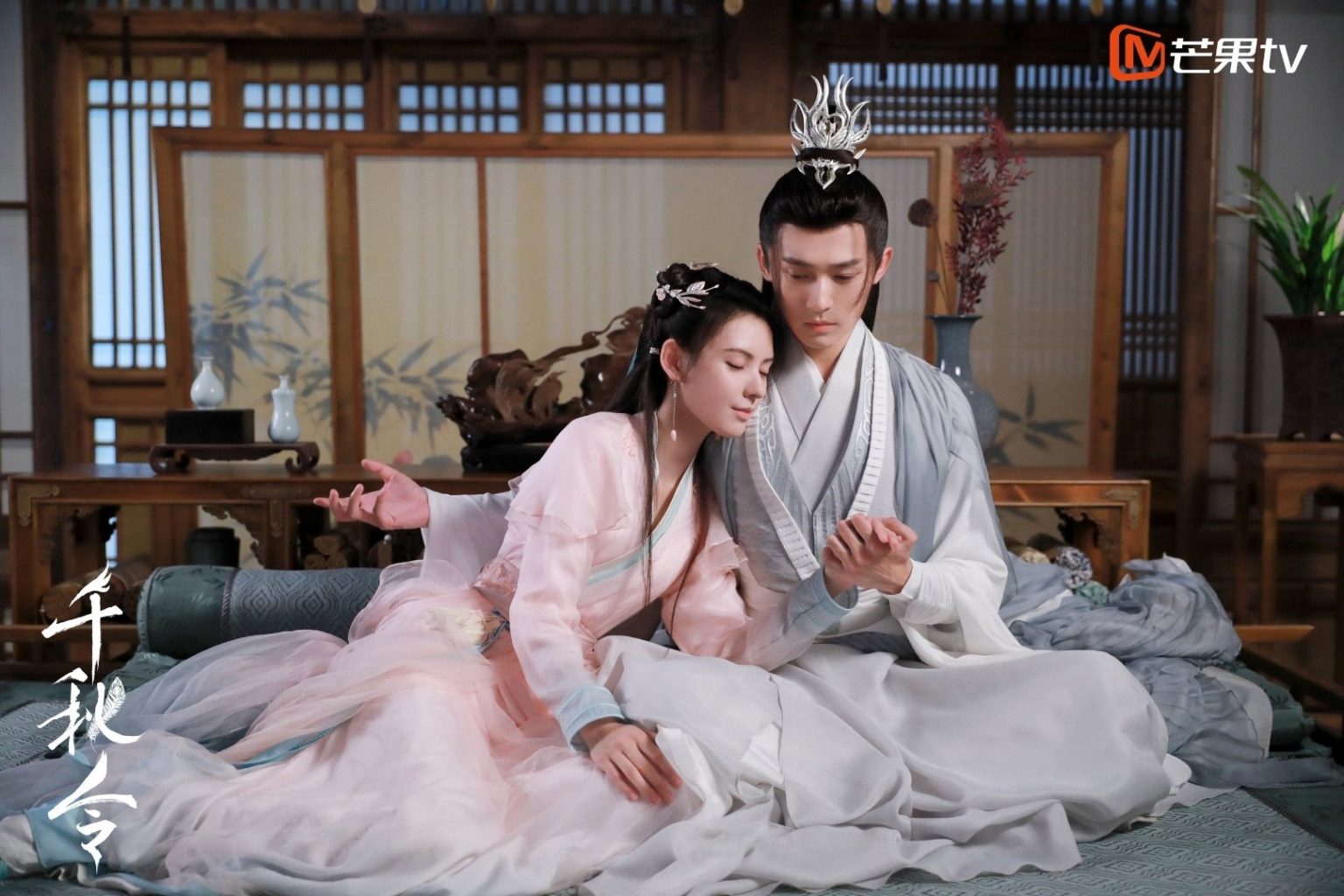 Visual Trương Dư Hi không thể cứu vãn phim Thiên Thu Lệnh | Harper's Bazaar Việt Nam