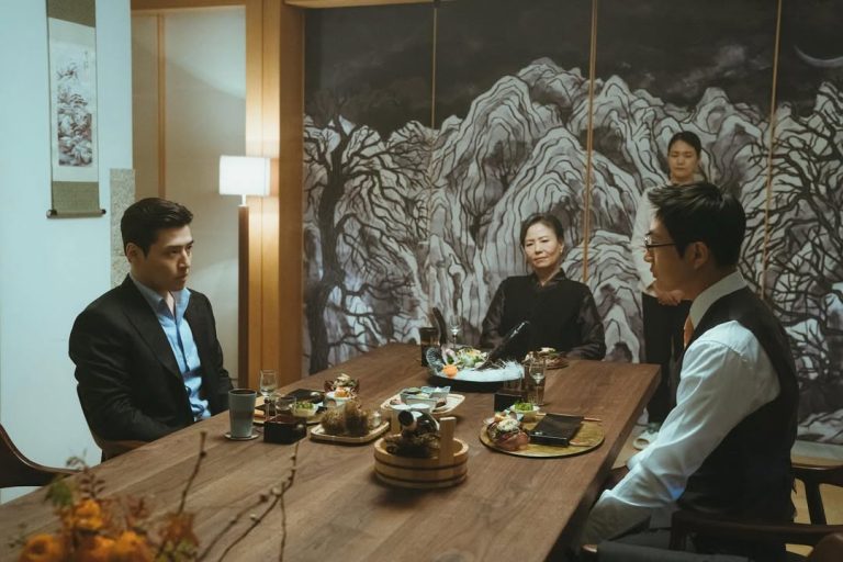 Dự án tiếp theo của dàn diễn viên Người Hùng Yếu Đuối 2 | Harper's ...