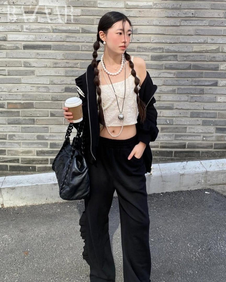 Rococo-Core đưa hơi thở lãng mạn Pháp vào tủ đồ hiện đại | Harper's ...