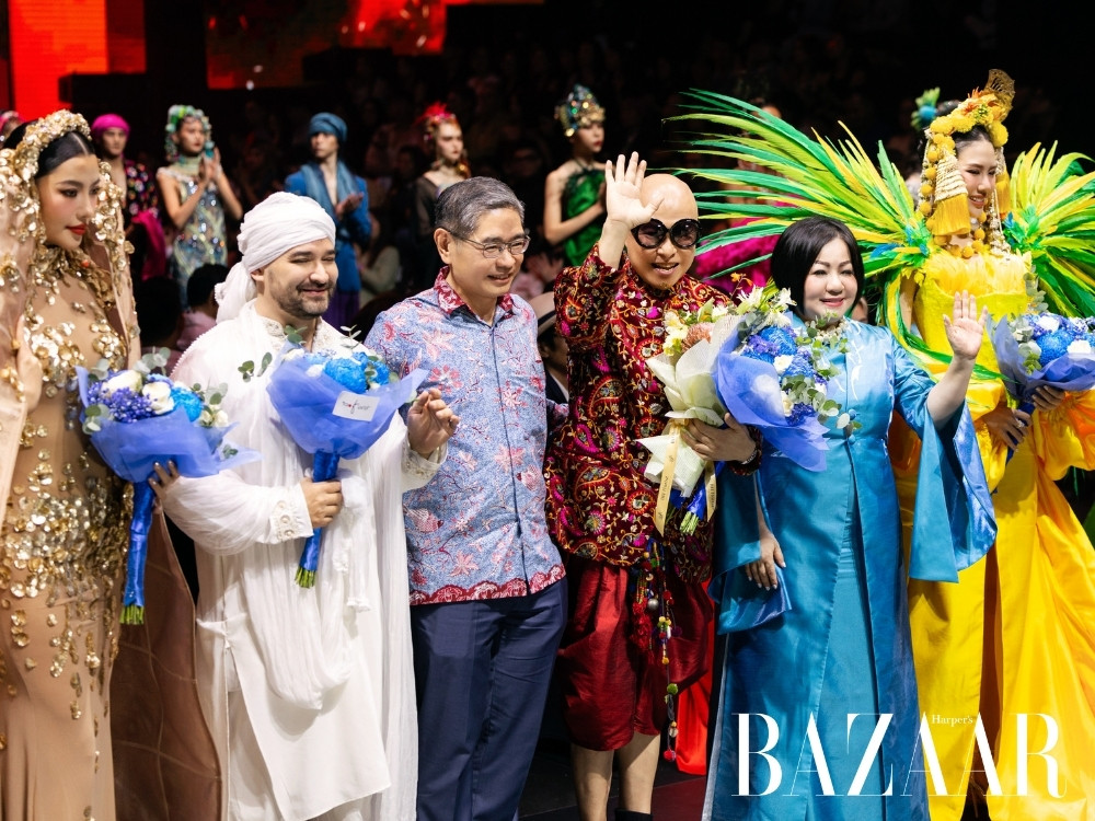 Bùi Quỳnh Hoa, Hoàng Nhung là nữ thần lễ hội của NTK Frederick Lee ...