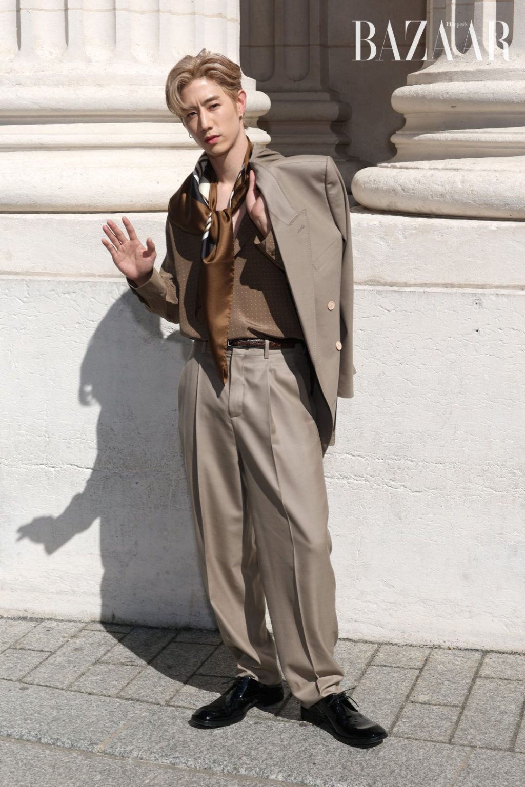 keshi dự show Saint Laurent Xuân Hè 2026 cùng Cha Eun Woo | Harper's Bazaar Việt Nam