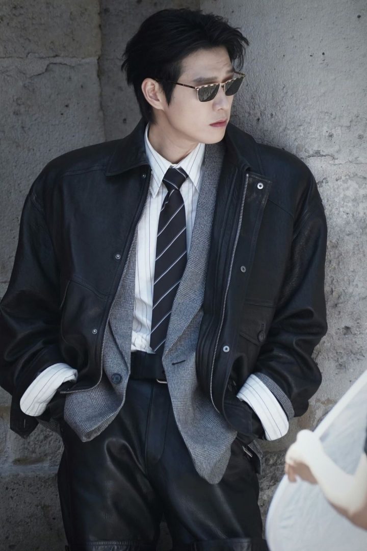 keshi dự show Saint Laurent Xuân Hè 2026 cùng Cha Eun Woo | Harper's Bazaar Việt Nam