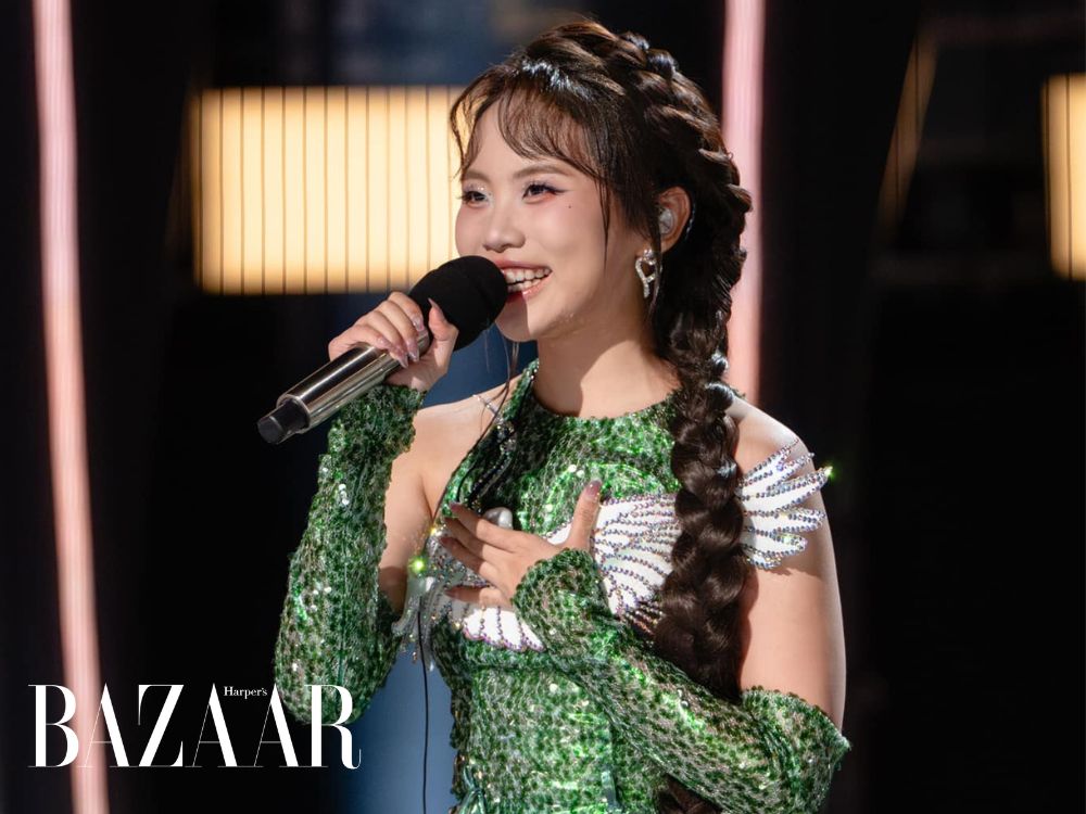 Phương Mỹ Chi chiến thắng Sing!Asia 2025 trạm Việt Nam với ca khúc Buôn ...