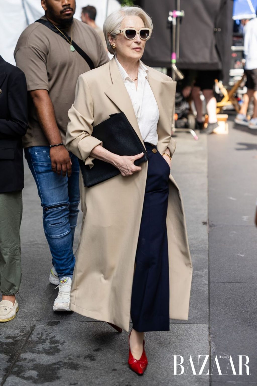 Miranda Priestly giúp thương hiệu Việt Môi Điên tăng doanh số | Harper ...
