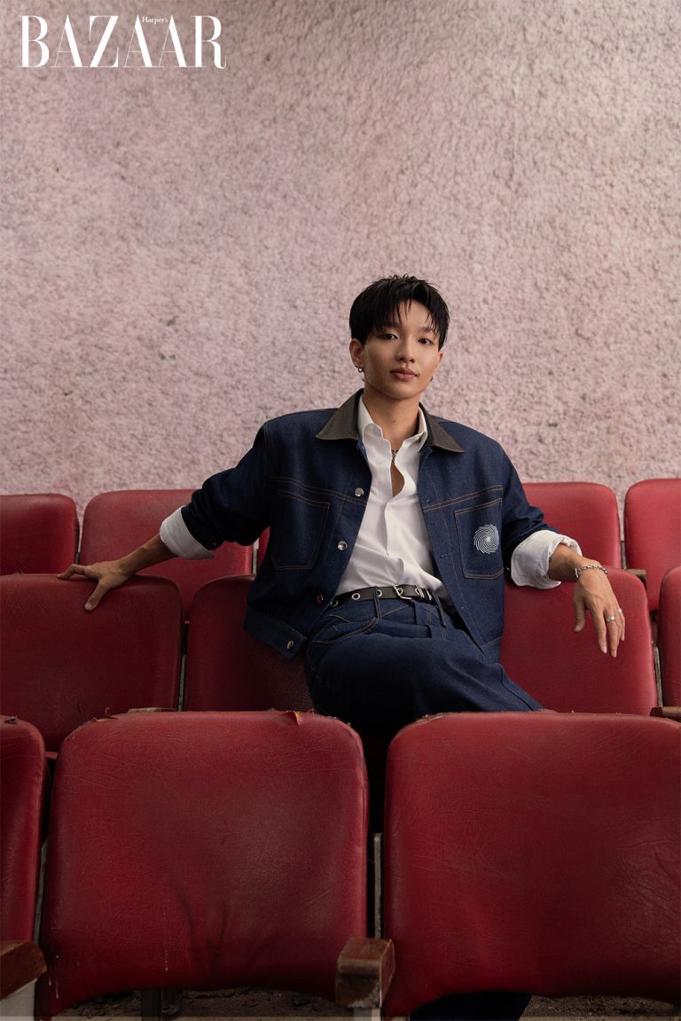 Hoàng Dũng tung MV kết hợp với Rhymastic cùng ngày với album Xoay Tròn