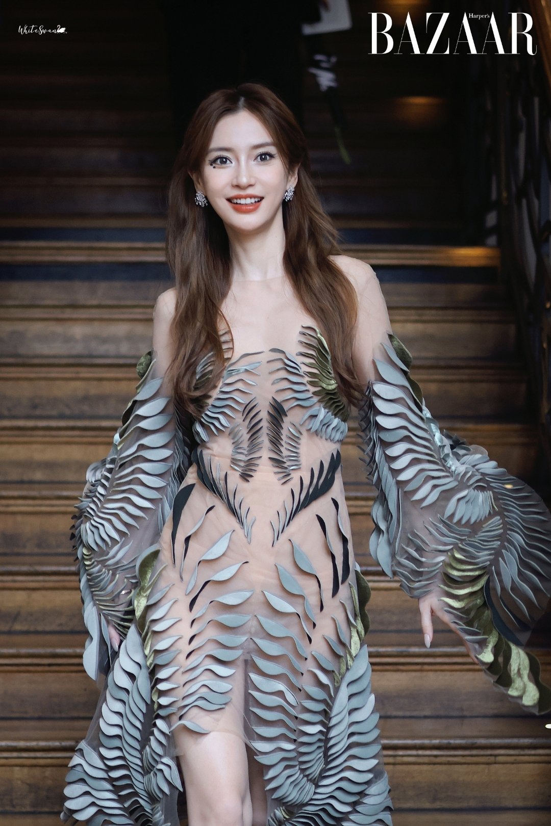 Tạo hình đầu tiên của Angelababy ở Tuần lễ thời trang Haute Couture lập tức top trending ...