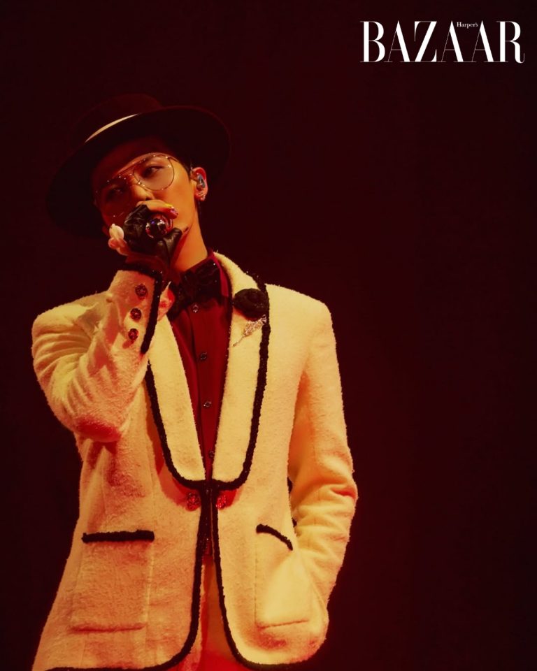 G-Dragon hé lộ phong cách mới của Chanel trên sàn diễn Übermensch chặng ...