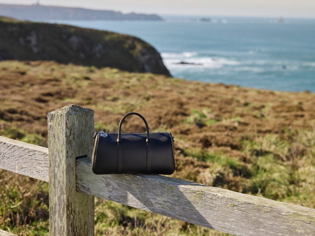 Longchamp ra mắt website mua hàng chính hãng tại Việt Nam | Harper's ...