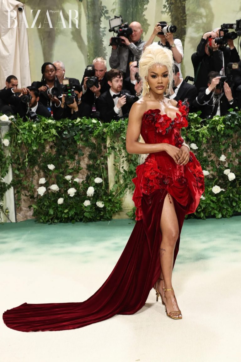 Harper's Bazaar Star Awards 2025 công bố dress code | Harper's Bazaar ...