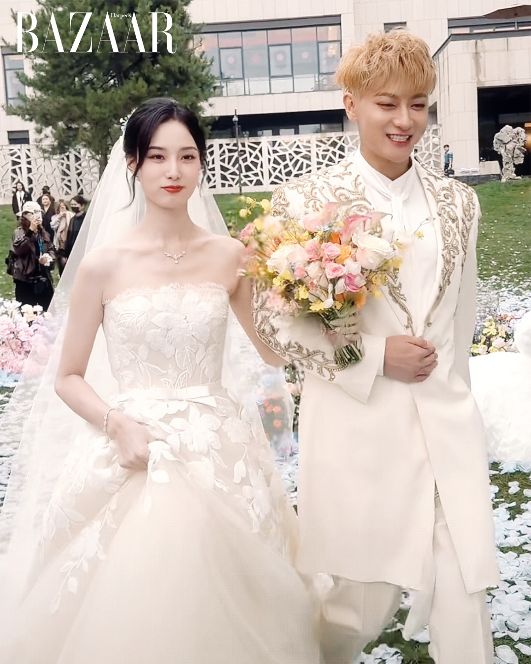 Đám cưới Hoàng Tử Thao và Từ Nghệ Dương: Độc, hài, lạ, ngọt | Harper's Bazaar Việt Nam