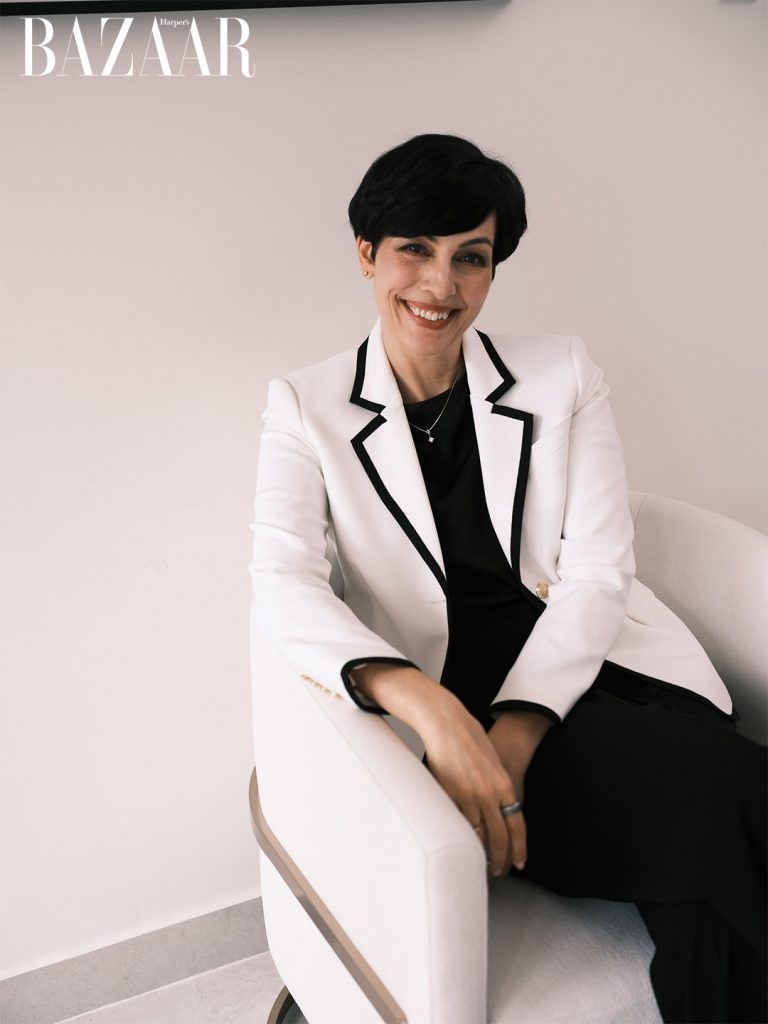 Gặp gỡ bà Annie Dubé, Tổng Lãnh sự Canada ở TP.HCM | Harper's Bazaar ...