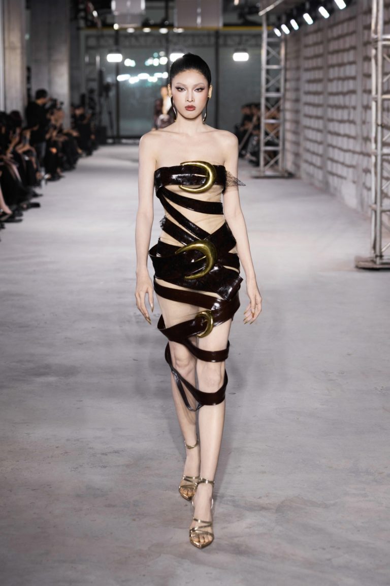 Emerge Fashion Show của Đỗ Long: Từ tàn tro đến tái sinh rực rỡ