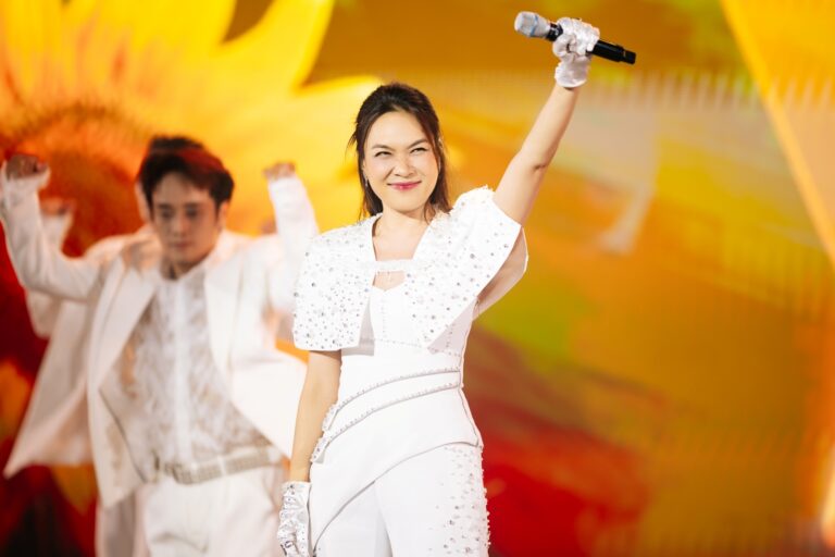 Mỹ Tâm tái xuất đất Mỹ sau 2 năm với live concert