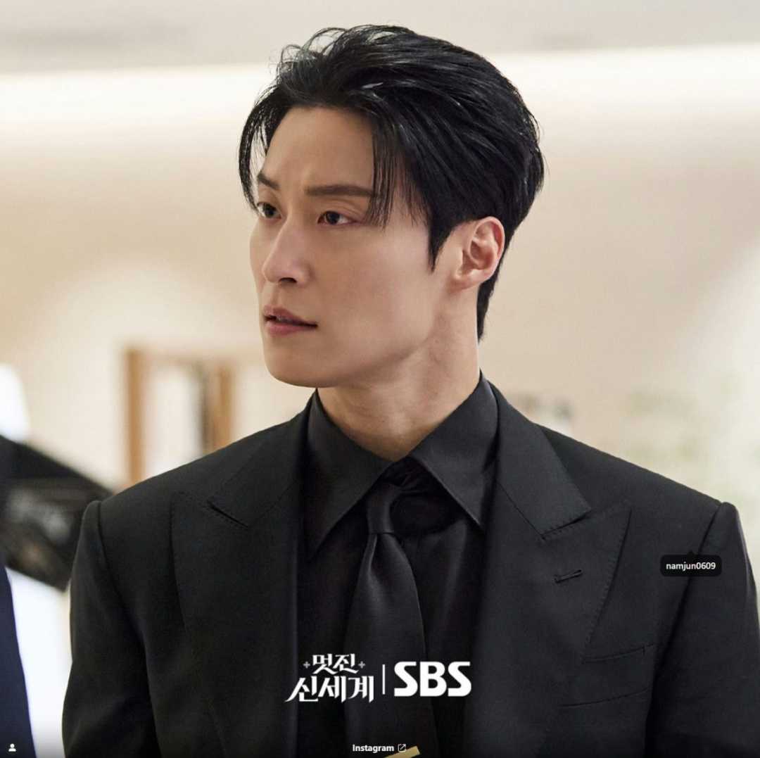 Heo Nam Jun bứt phá với phim rom-com My Royal Nemesis